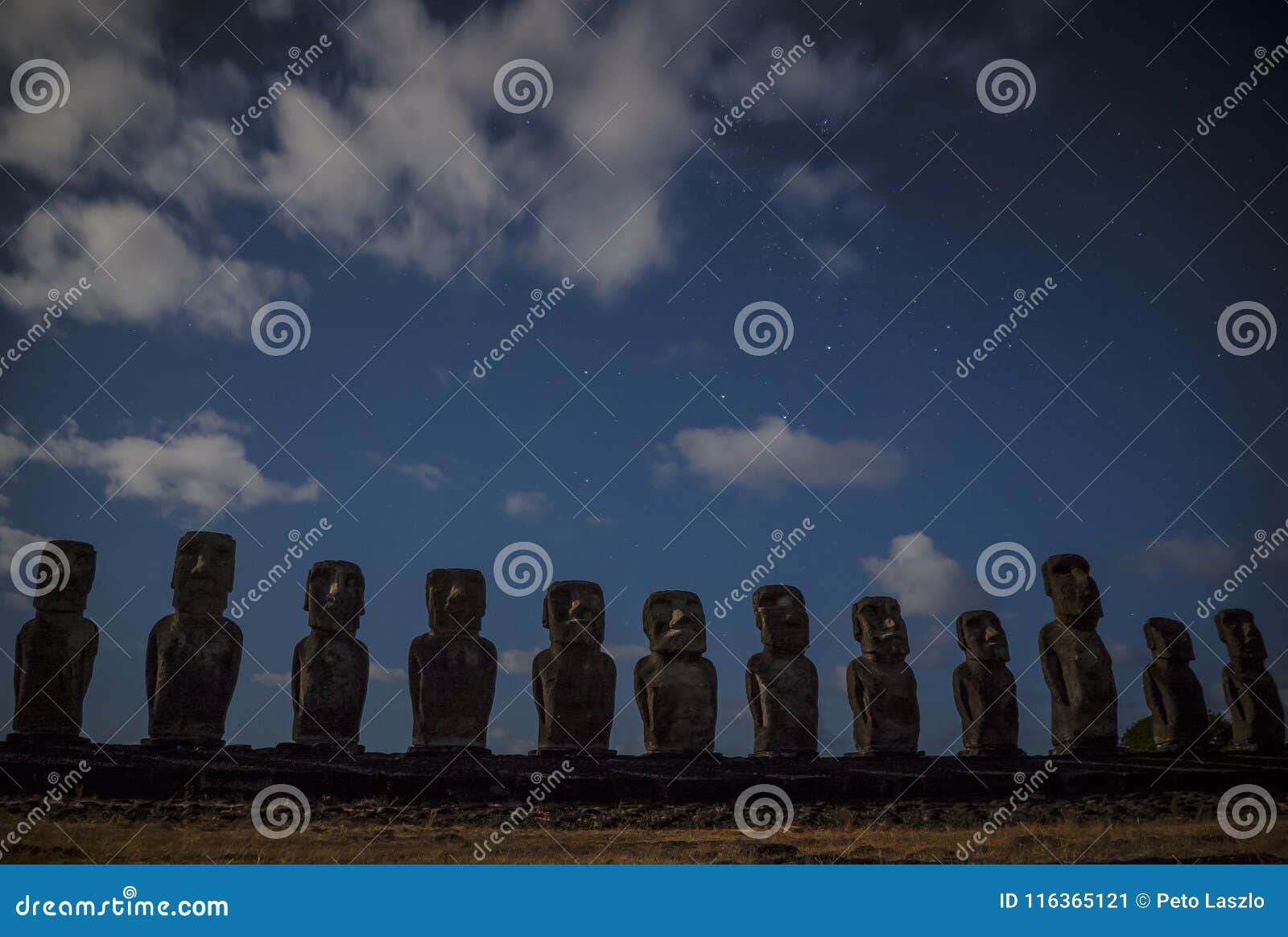 Rapa Nui Moai Statues Easter Island Stock Image - Image of monument ...