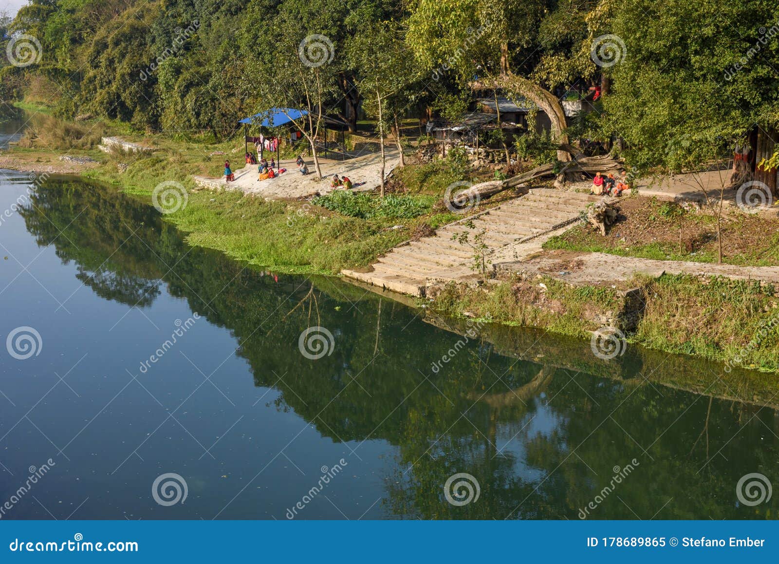 Rapti River of Chitwan National Park in Nepal Editorial Image - Image ...