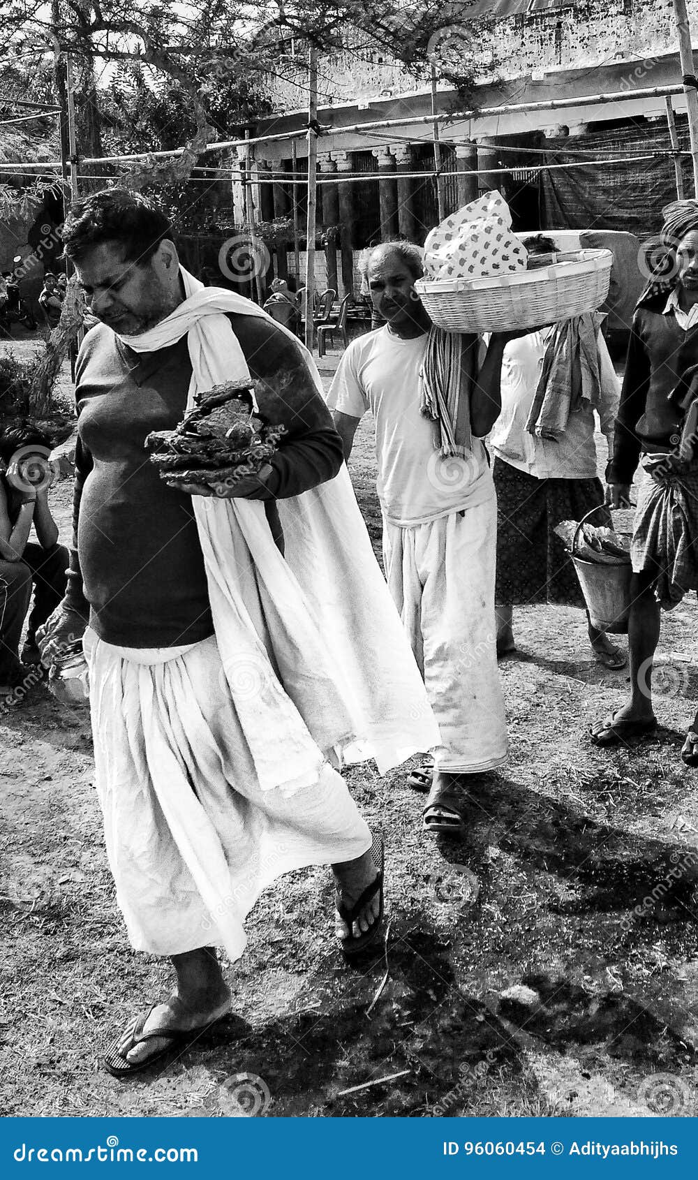 Ras Tussen Het Leven En Dood Redactionele Stock Afbeelding - Image of ...