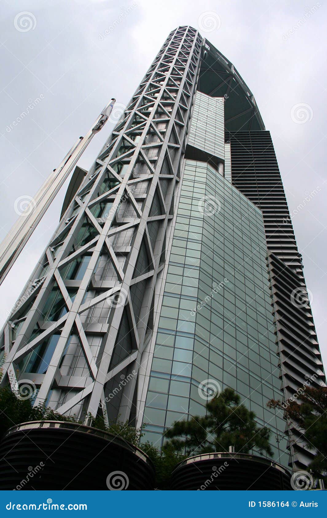 Rascacielos de acero foto de archivo. Imagen de elevado - 1586164