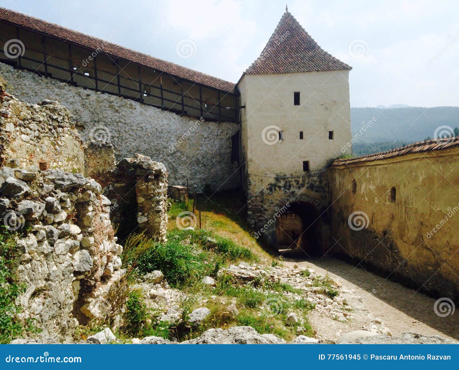 Rasnov castle stock image. Image of rasnov, fortress - 77561945