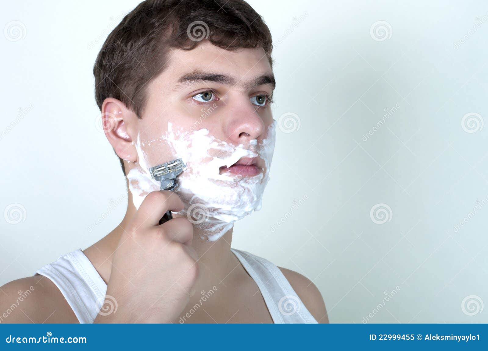 Raspando o homem imagem de stock. Imagem de atrativo - 22999455