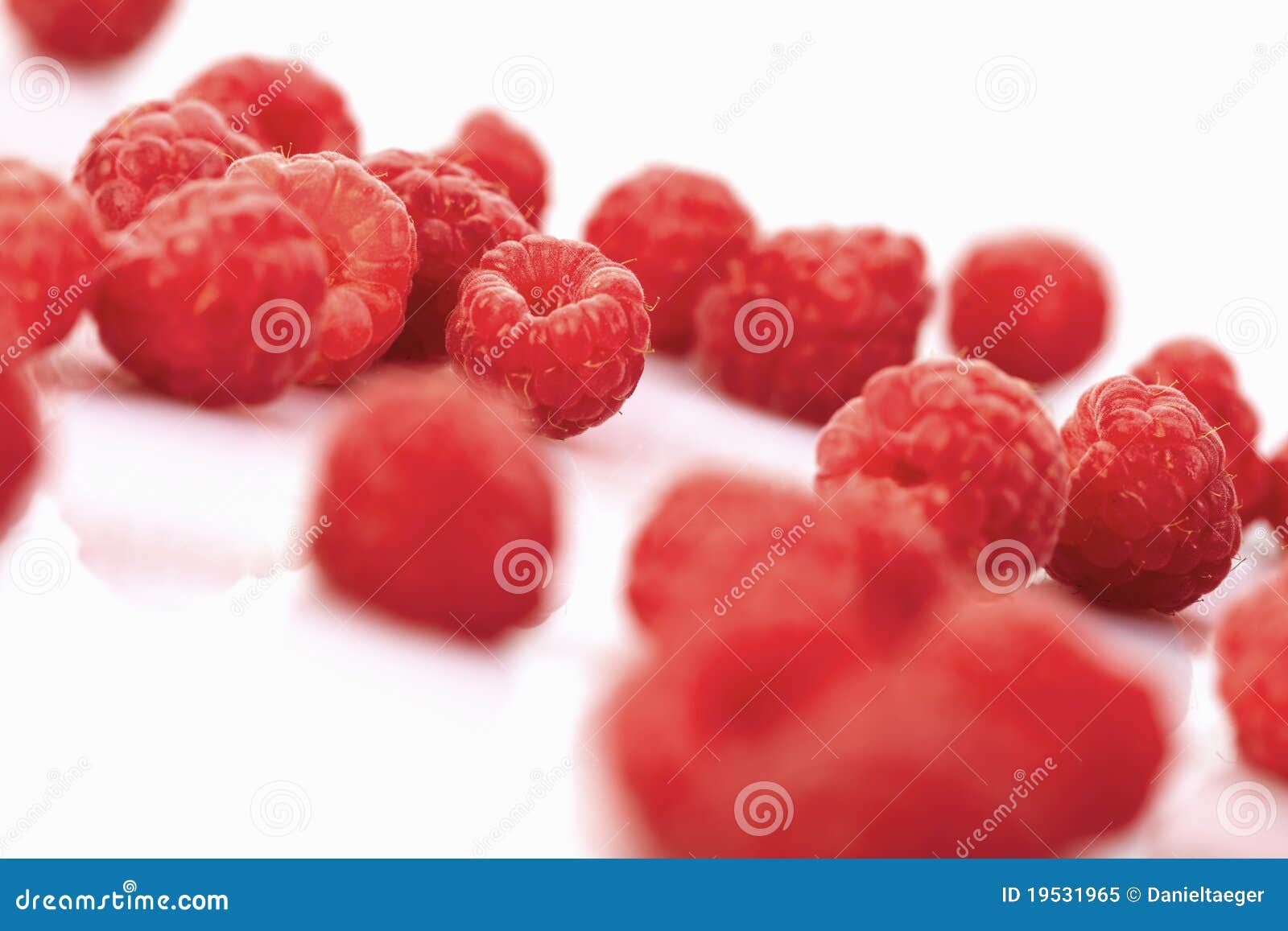 Raspberries close up stock image. Image of fruity, healthy - 19531965