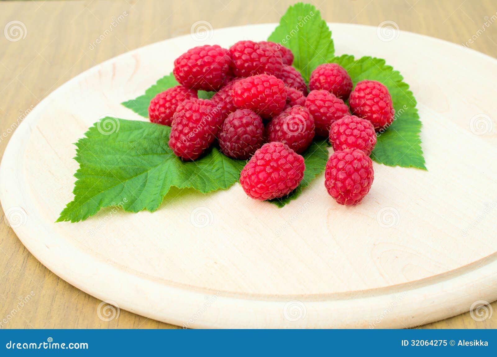 Raspberries are on a Round Wooden Board Stock Image - Image of wound ...