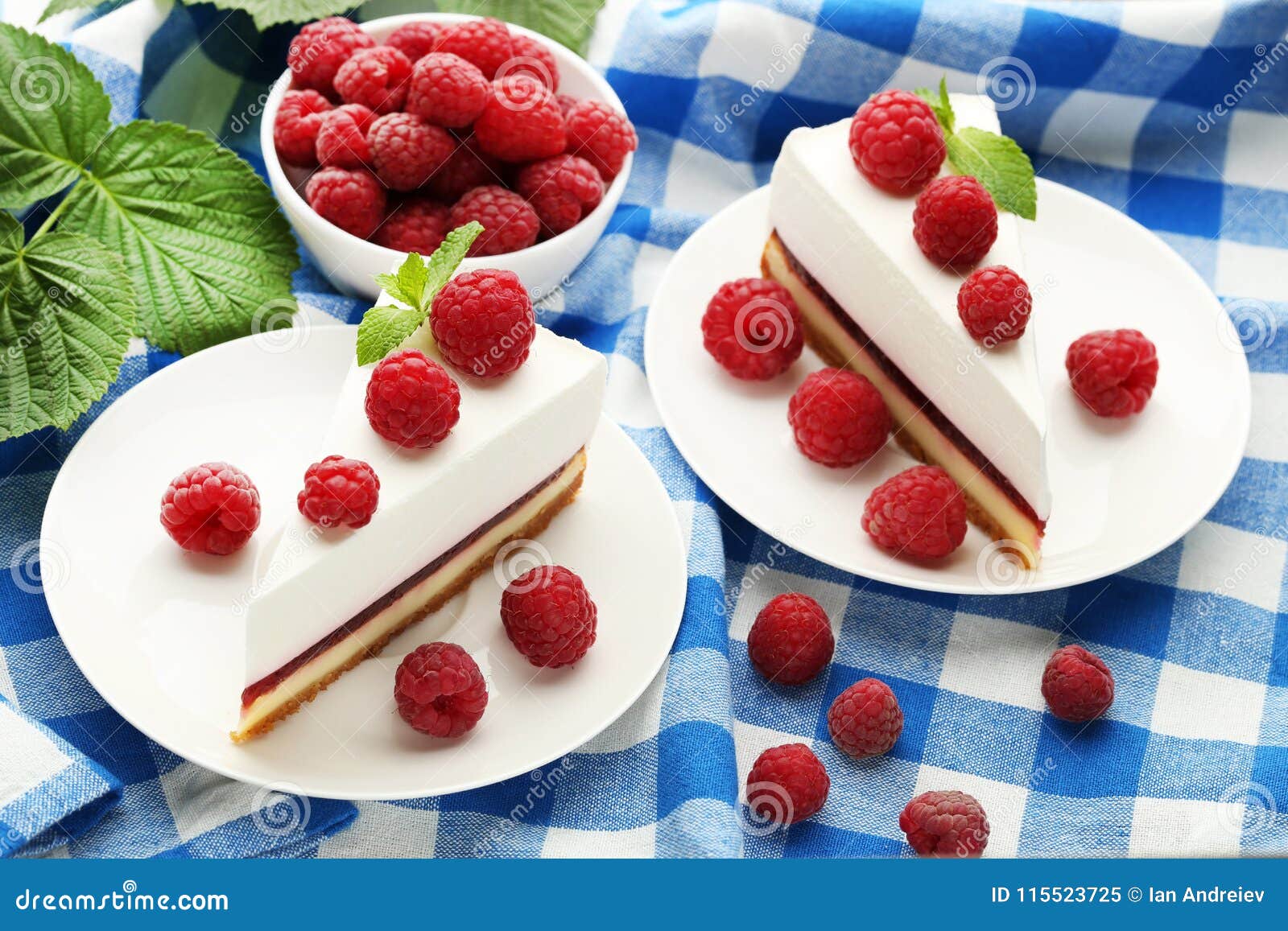 Raspberry cheesecake stock image. Image of cooking, food - 115523725