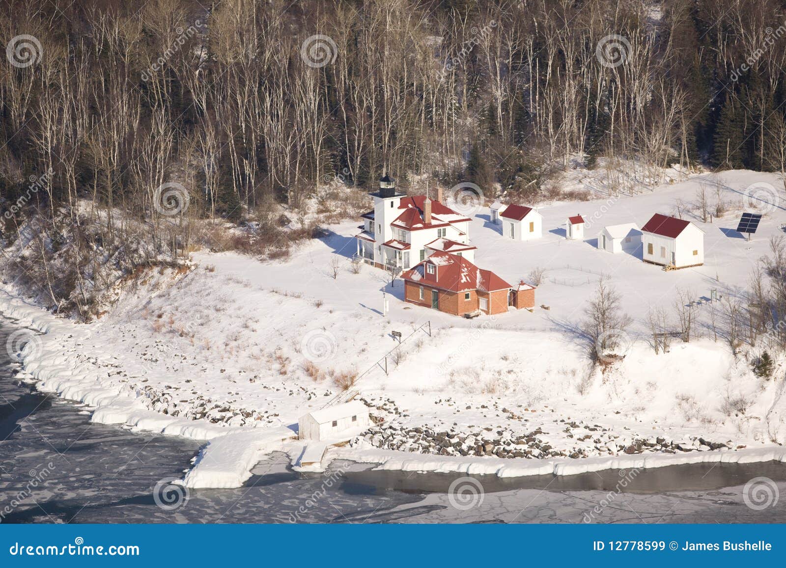 Raspberry Island Lighthouse In Wisconsin, On Lake Superior In Apostle ...