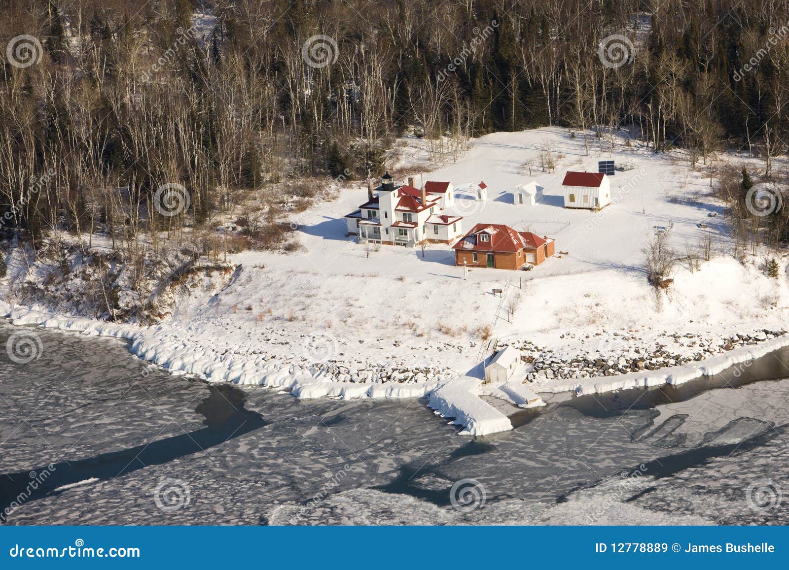 Raspberry Island Lighthouse In Wisconsin, On Lake Superior In Apostle ...