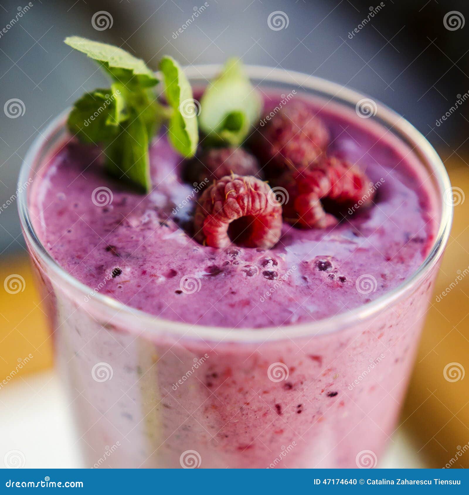 Raspberry and Kefir Smoothie Stock Photo - Image of kefir, mint: 47174640