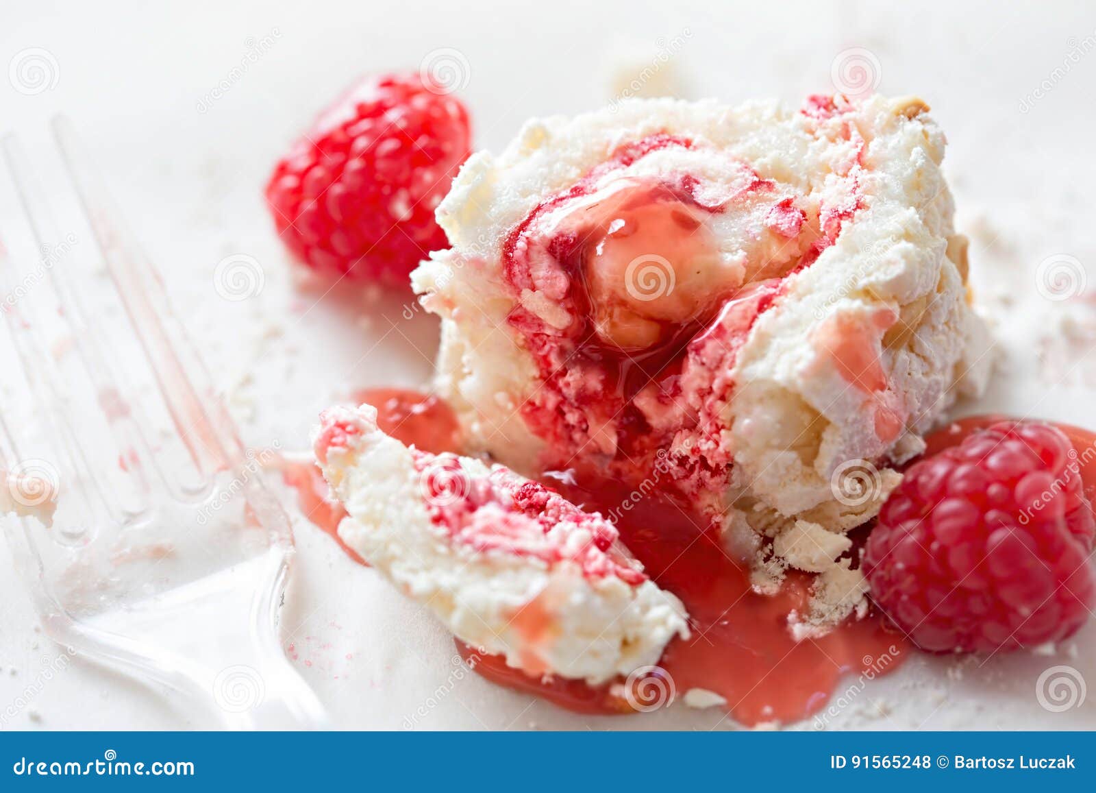 Raspberry meringue roulade stock photo. Image of kitchen - 91565248