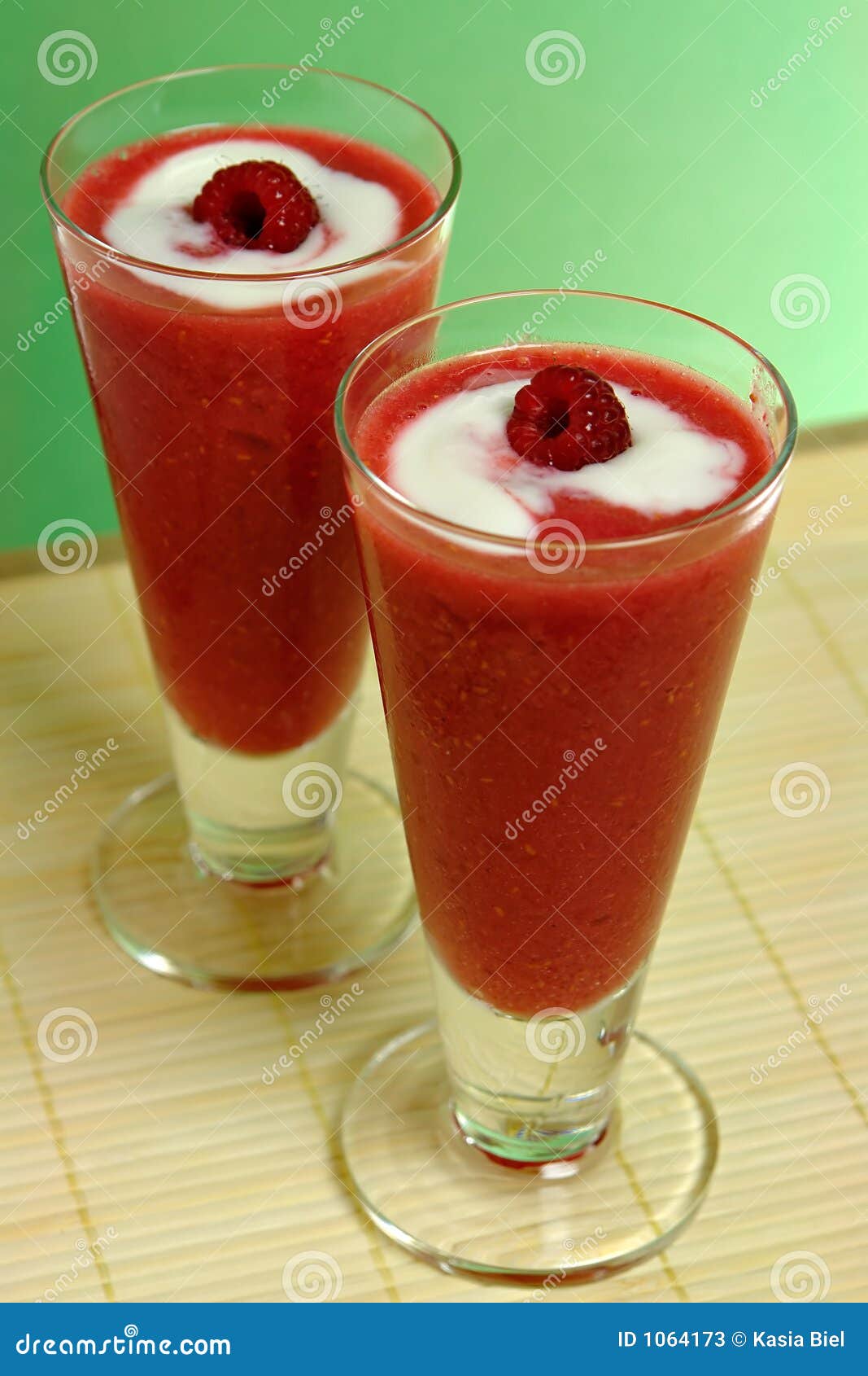 Raspberry and Oatmeal Smoothie Stock Image - Image of cream, recipes ...