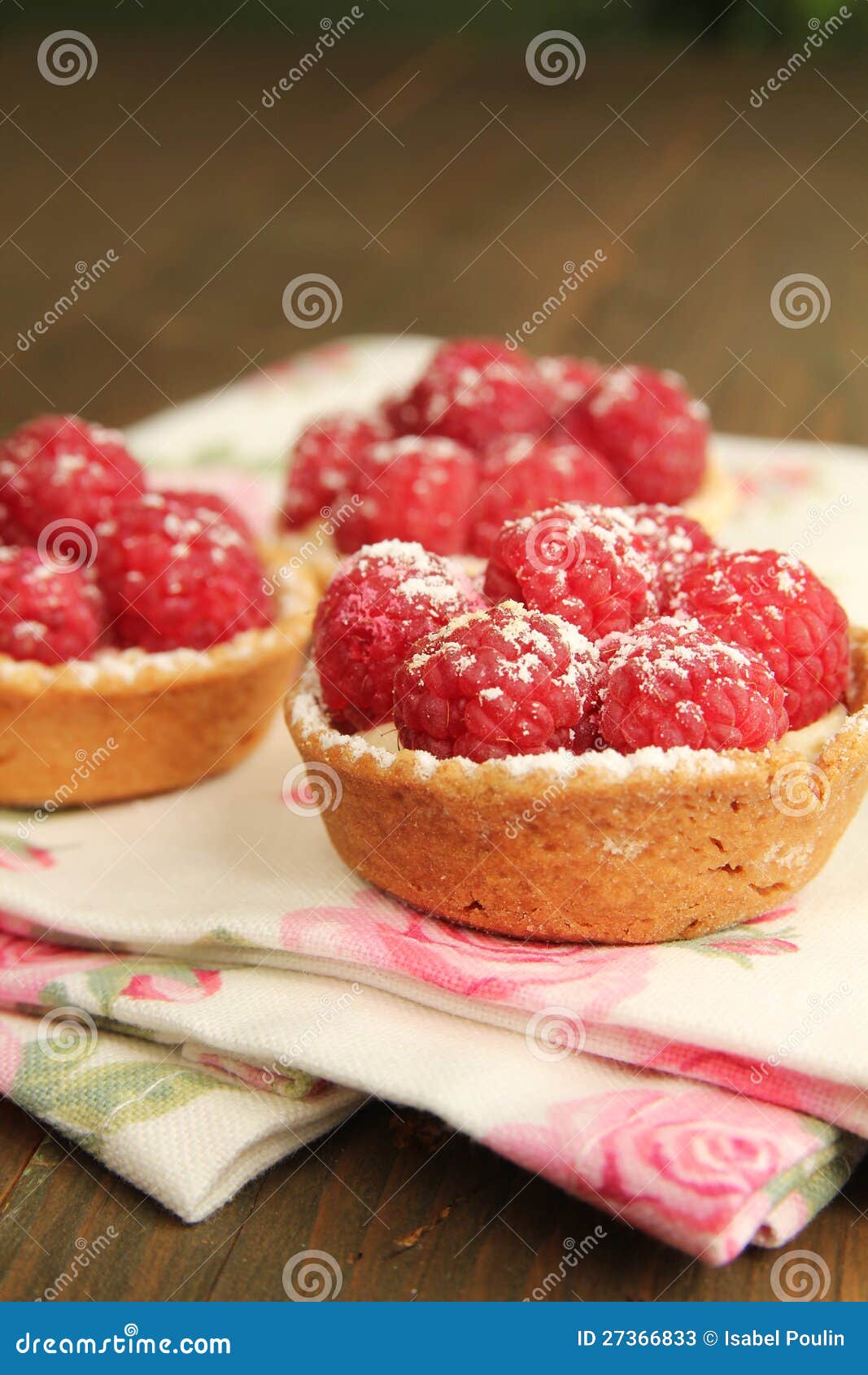 Raspberry tarts stock image. Image of dessert, crust - 27366833