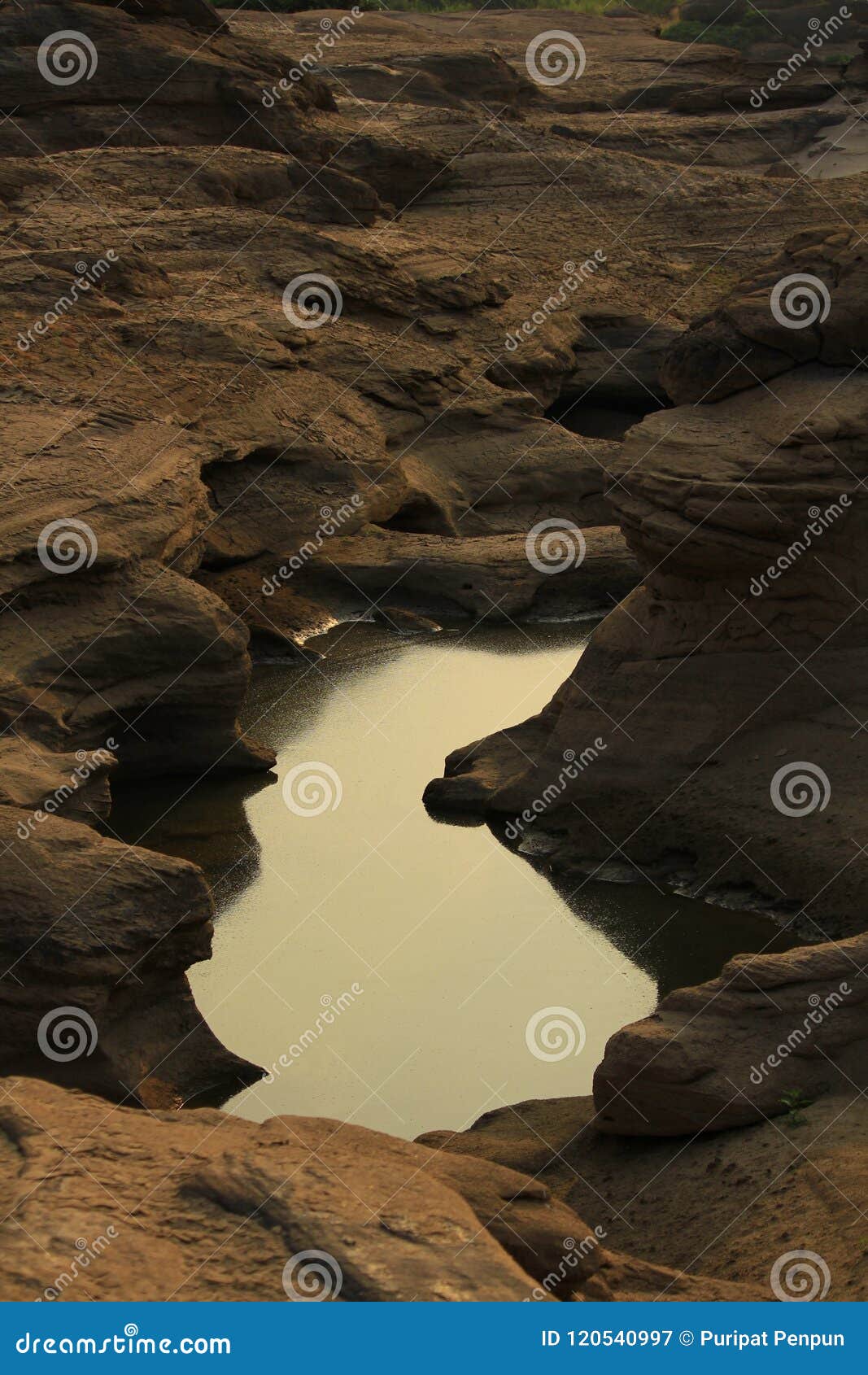 Rastros De Rocas Erosionadas Agua Imagen de archivo - Imagen de hermoso ...