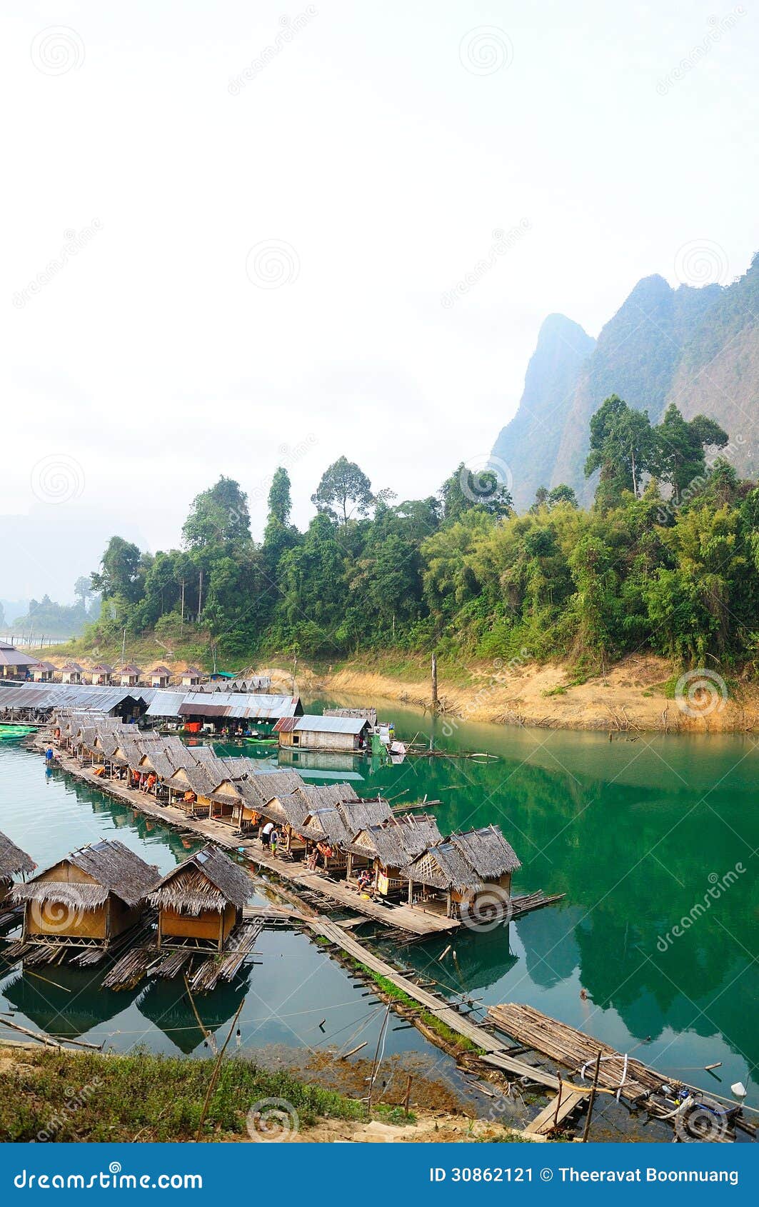Ratchaprapa Dam,Thailand stock image. Image of paradise - 30862121