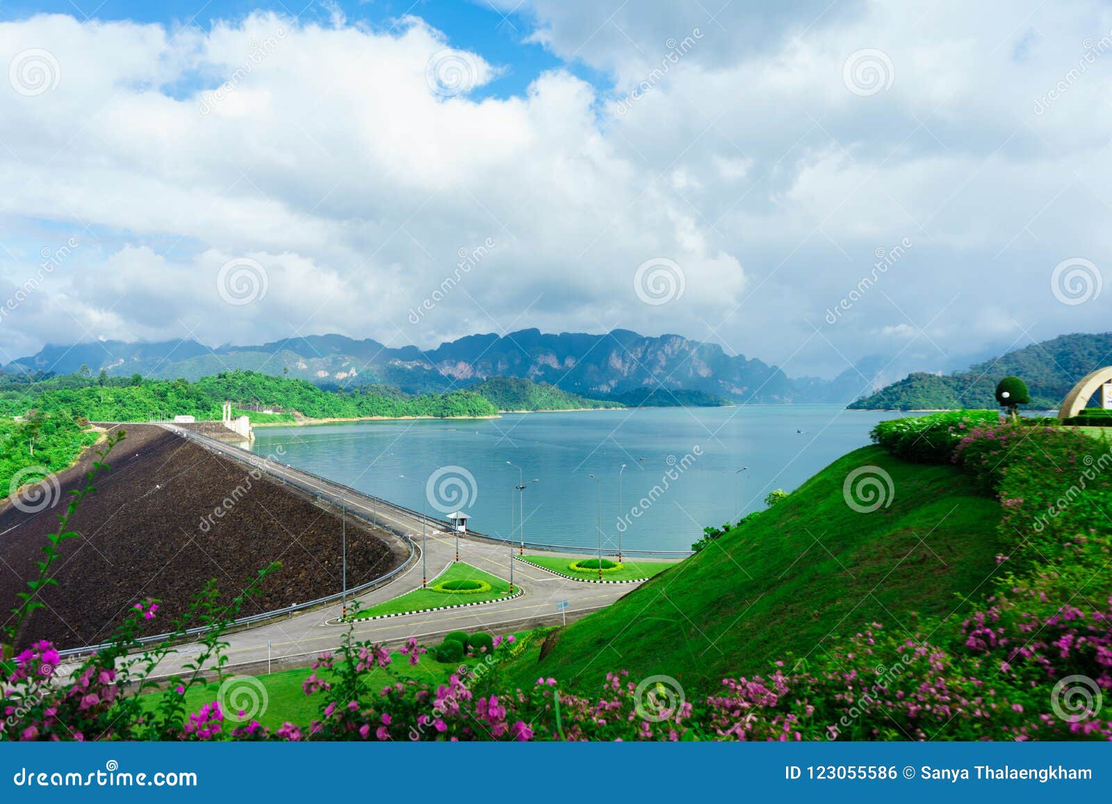 Ratchaprapha Dam or Cheow Lan Dam is a Beautiful View at Surat T Stock ...