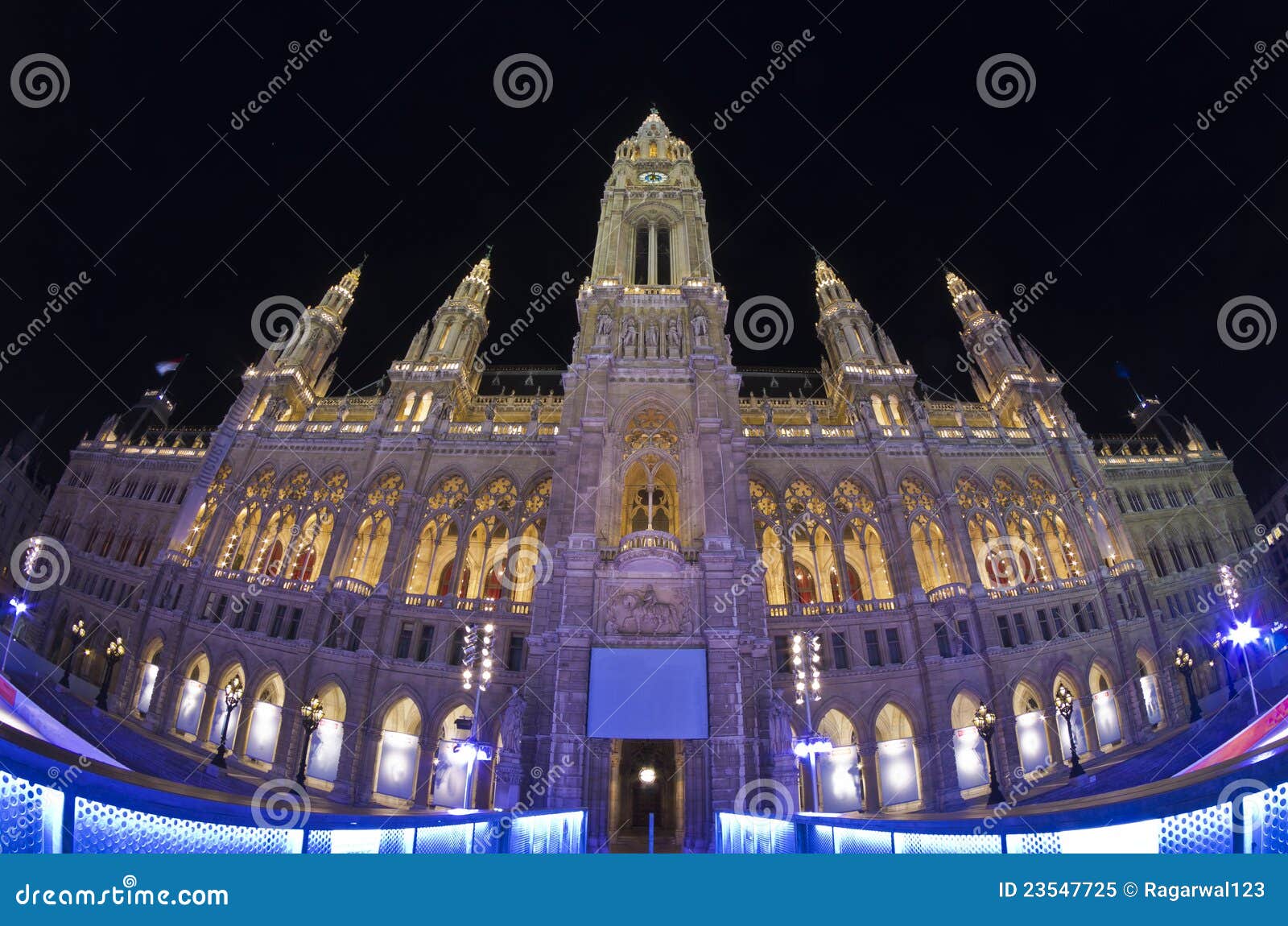 Rathaus, Vienna, Austria stock image. Image of town, europe - 23547725