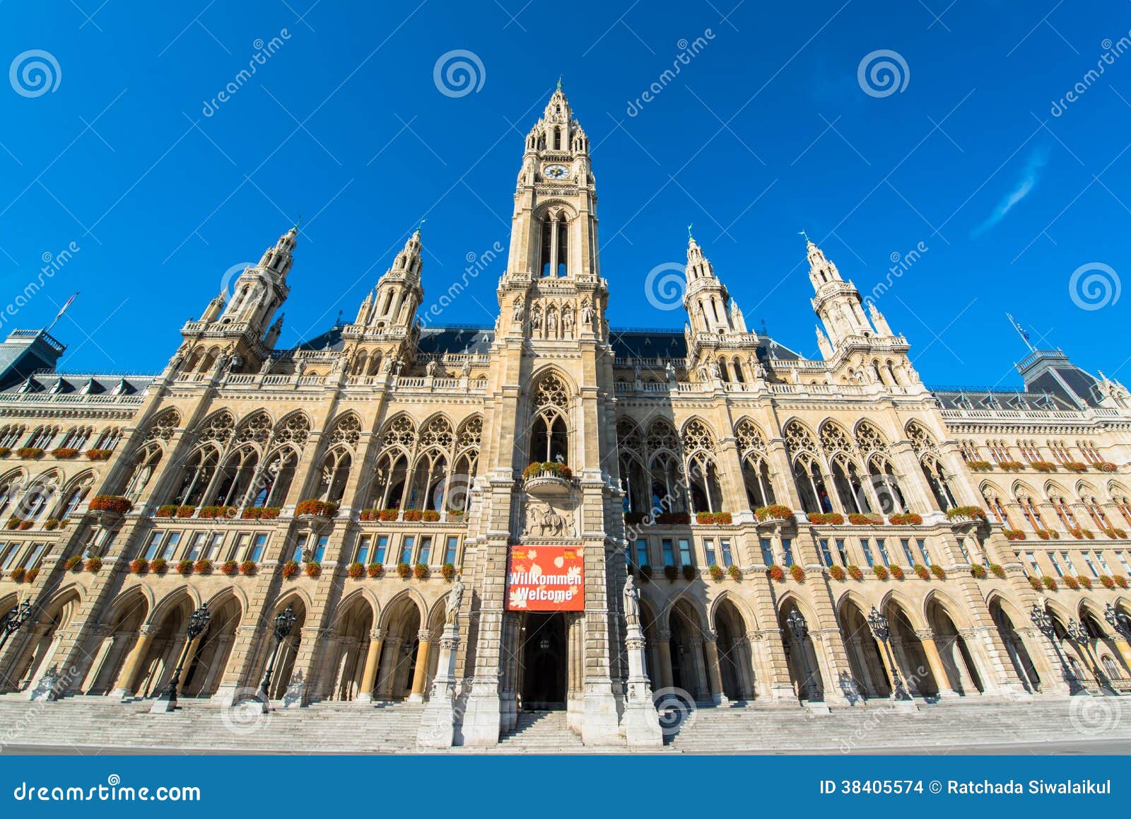 Rathaus von Wien stockfoto. Bild von palast, denkmal - 38405574