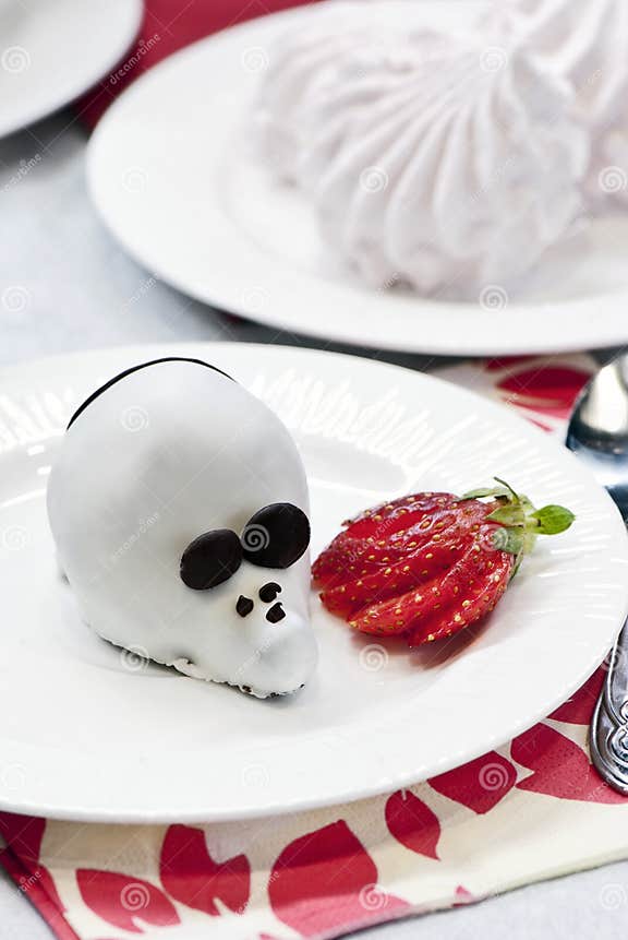 Rato do bolo de chocolate imagem de stock. Imagem de engorda - 25633989