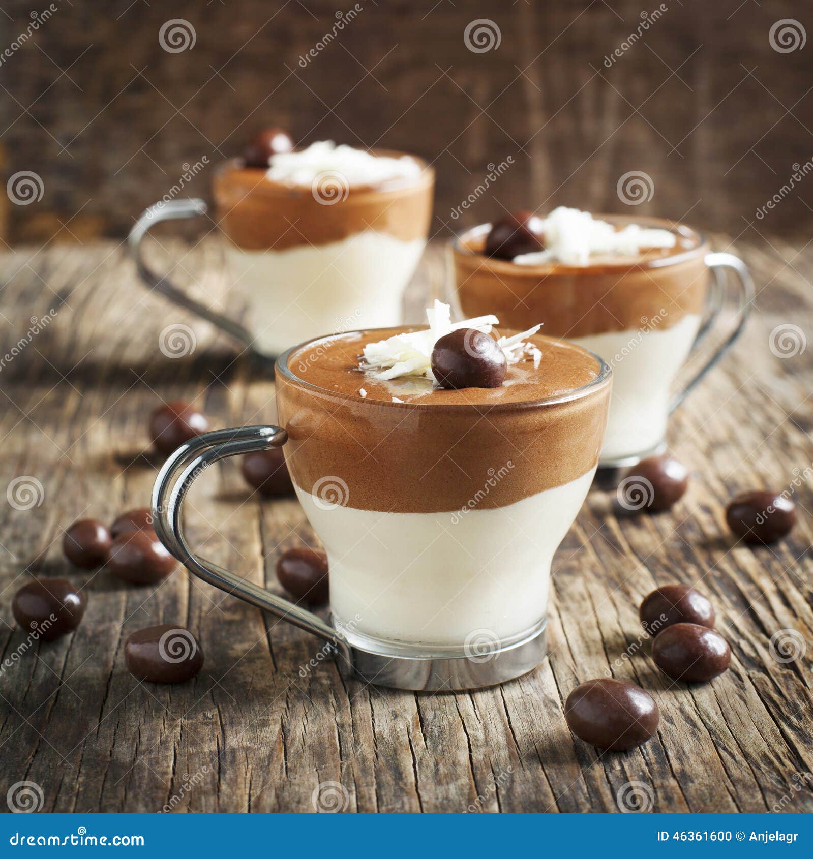 Rato Do Chocolate Com Chocolate Escuro E Branco Foto de Stock - Imagem ...