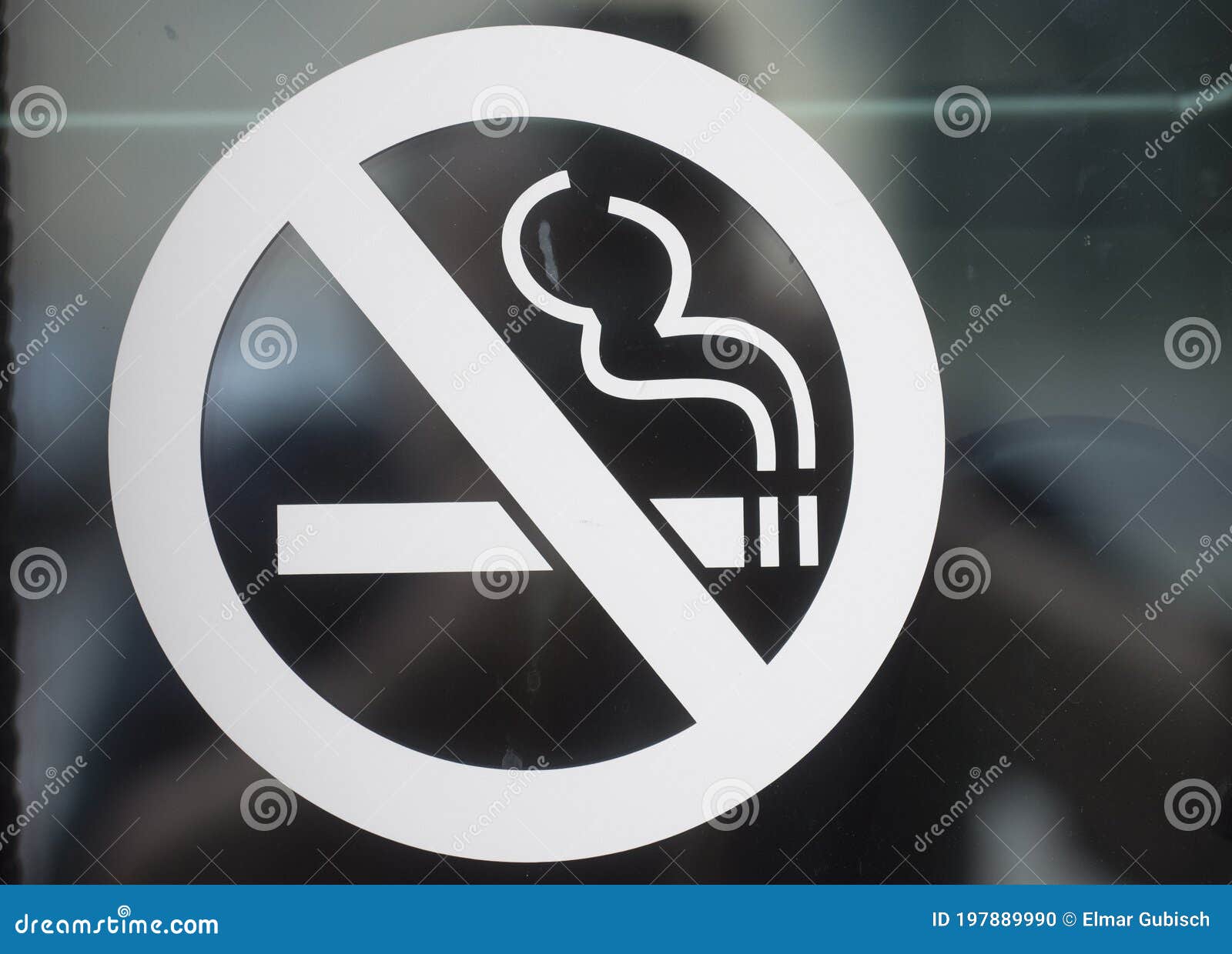 Rauchverbot Oder Rauchendes Verbotenes Zeichen Stockfoto - Bild von ...