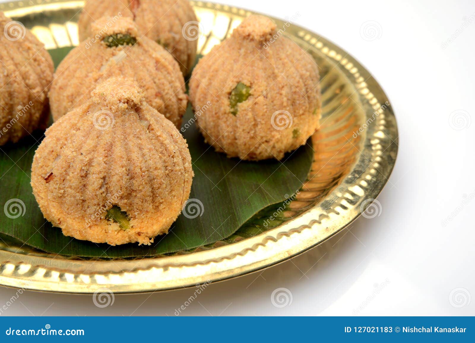Rava Y Frutas Secas Modak, Un Dulce Tradicional De Maharashtrian Imagen ...