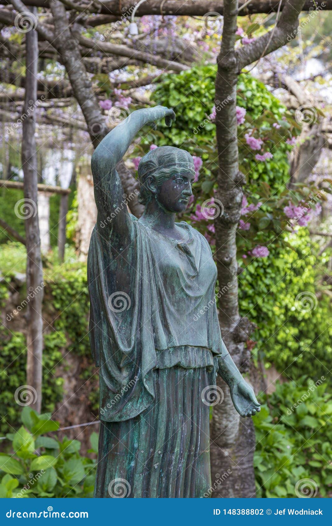 Statue in Villa Cimbrone Garden, Ravello Italy. Editorial Photography ...