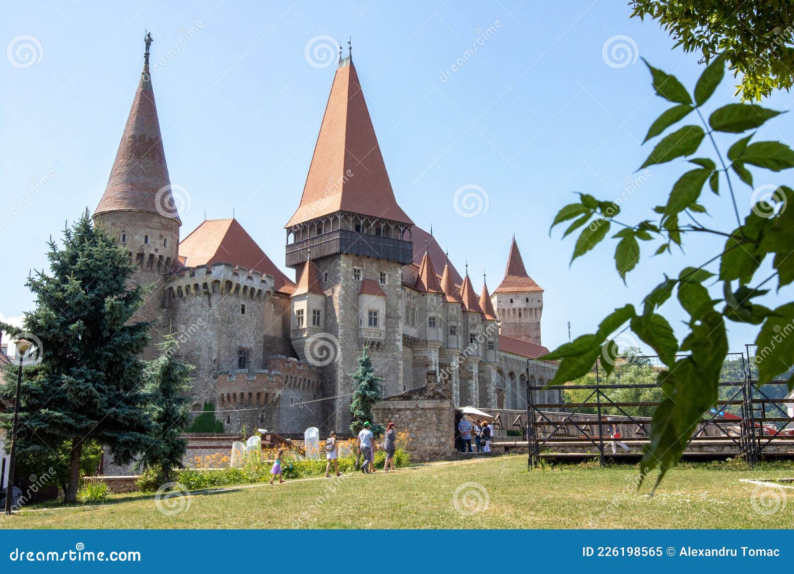 The Raven Castle in Romania Editorial Image - Image of palace, austria ...