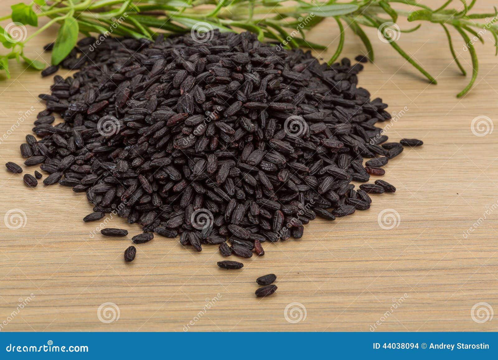 Raw black rice stock photo. Image of meal, nutrition - 44038094