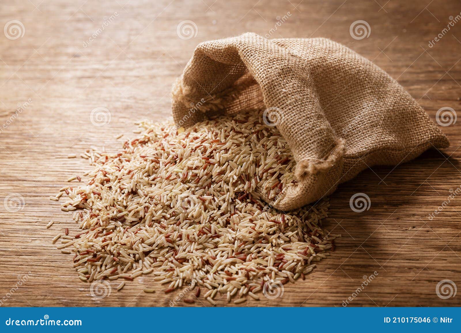 Rice And Wooden Container Stock Photo | CartoonDealer.com #584430