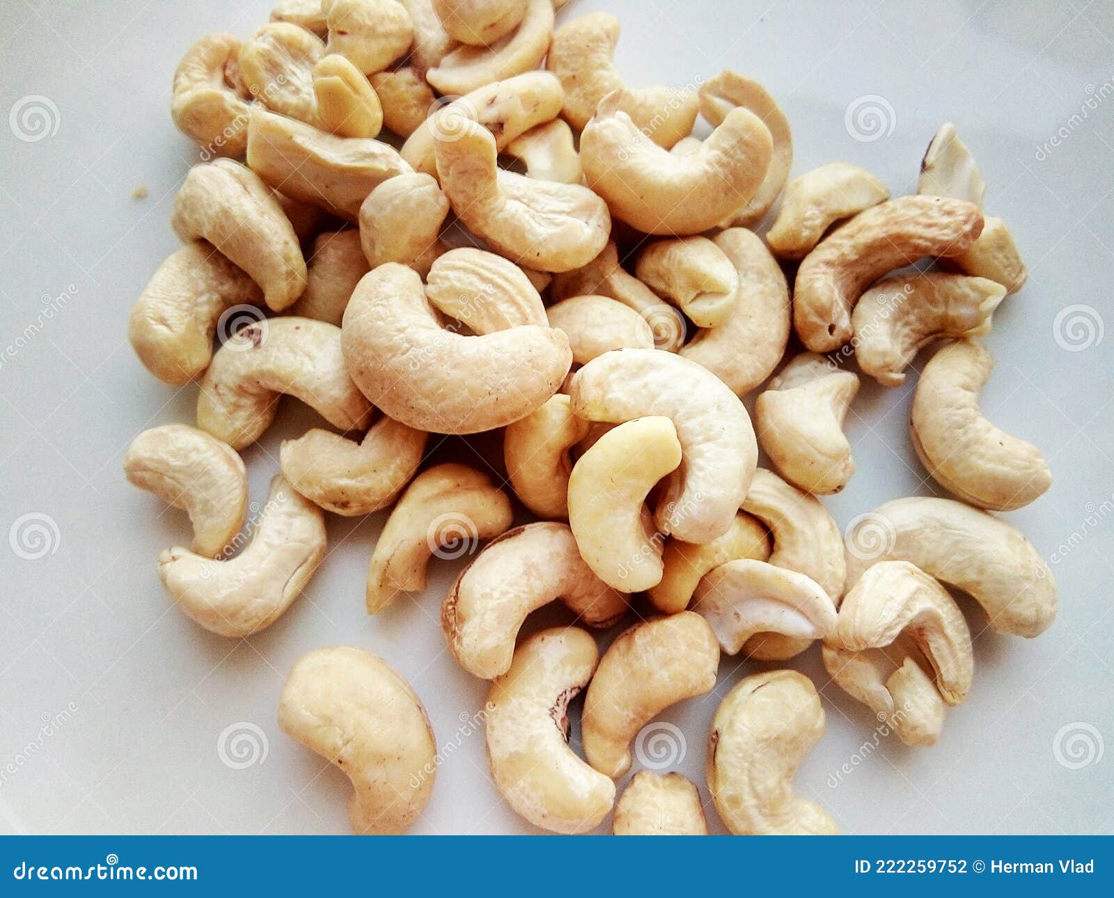 Raw Cashews Isolated on White Stock Photo - Image of whit, isolated ...