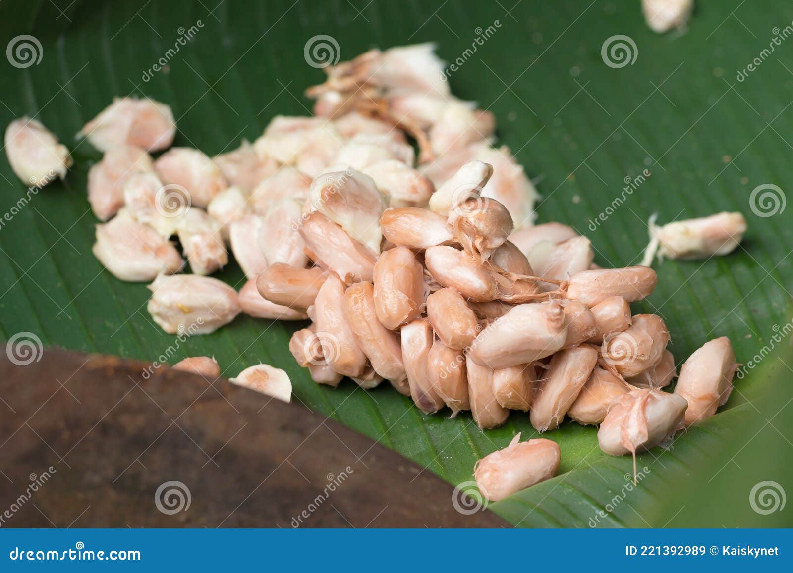 Raw Cocoa Beans, Fresh Cocoa Beans in Box Stock Image - Image of food ...
