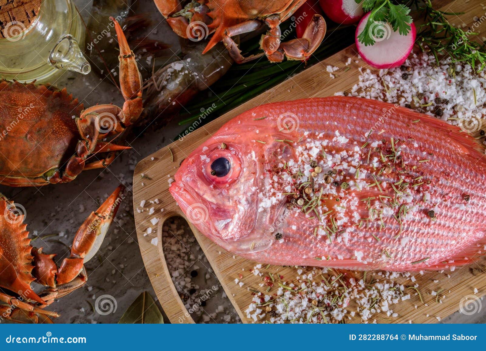 Exquisite Delights: Fresh New Zealand Red Snapper Fish and Crab Infused ...