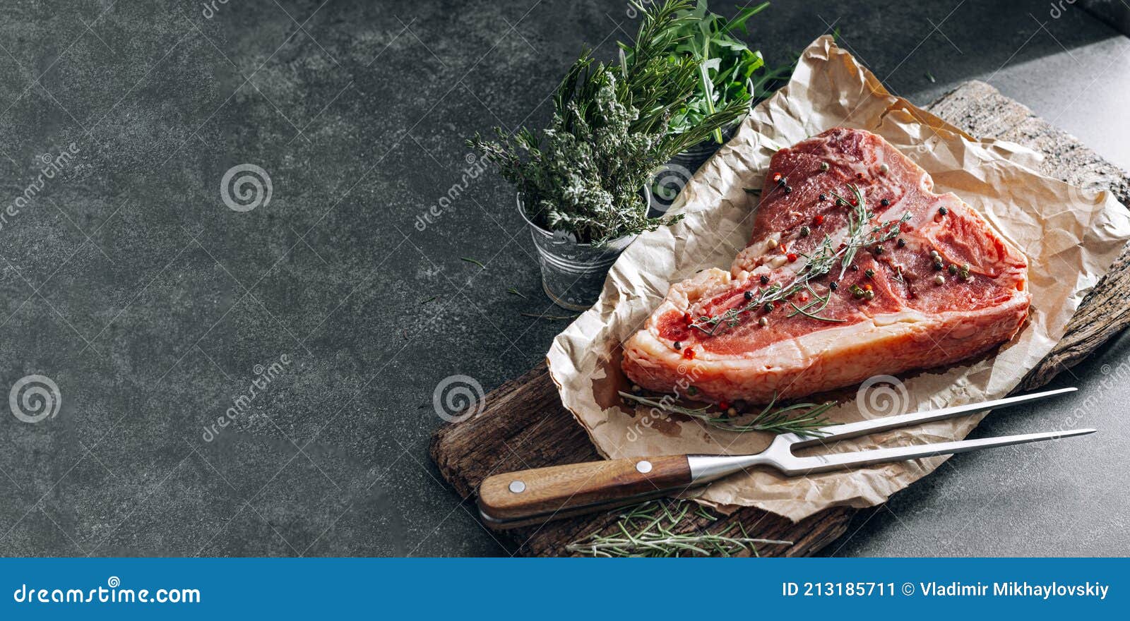 Raw Fresh Meat T-bone Steak with Spices Stock Image - Image of ... Raw Fresh Meat T-bone Steak with Spices Stock Image - Image of ...