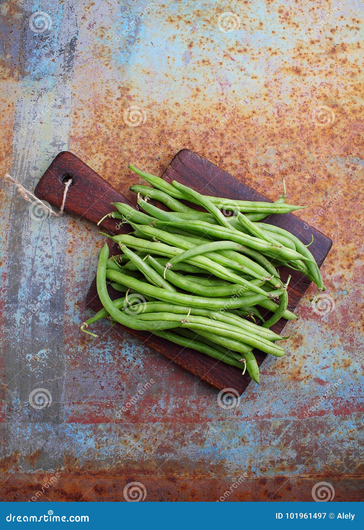 Raw green string beans stock image. Image of fresh, food - 101961497