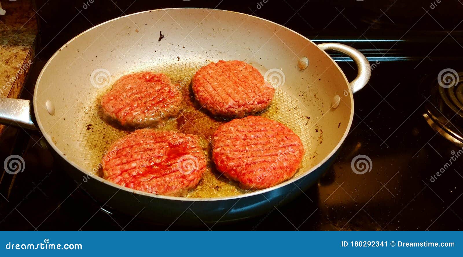 Raw Ground Beef Cooking in Pan Stock Image - Image of cooking, ground ...