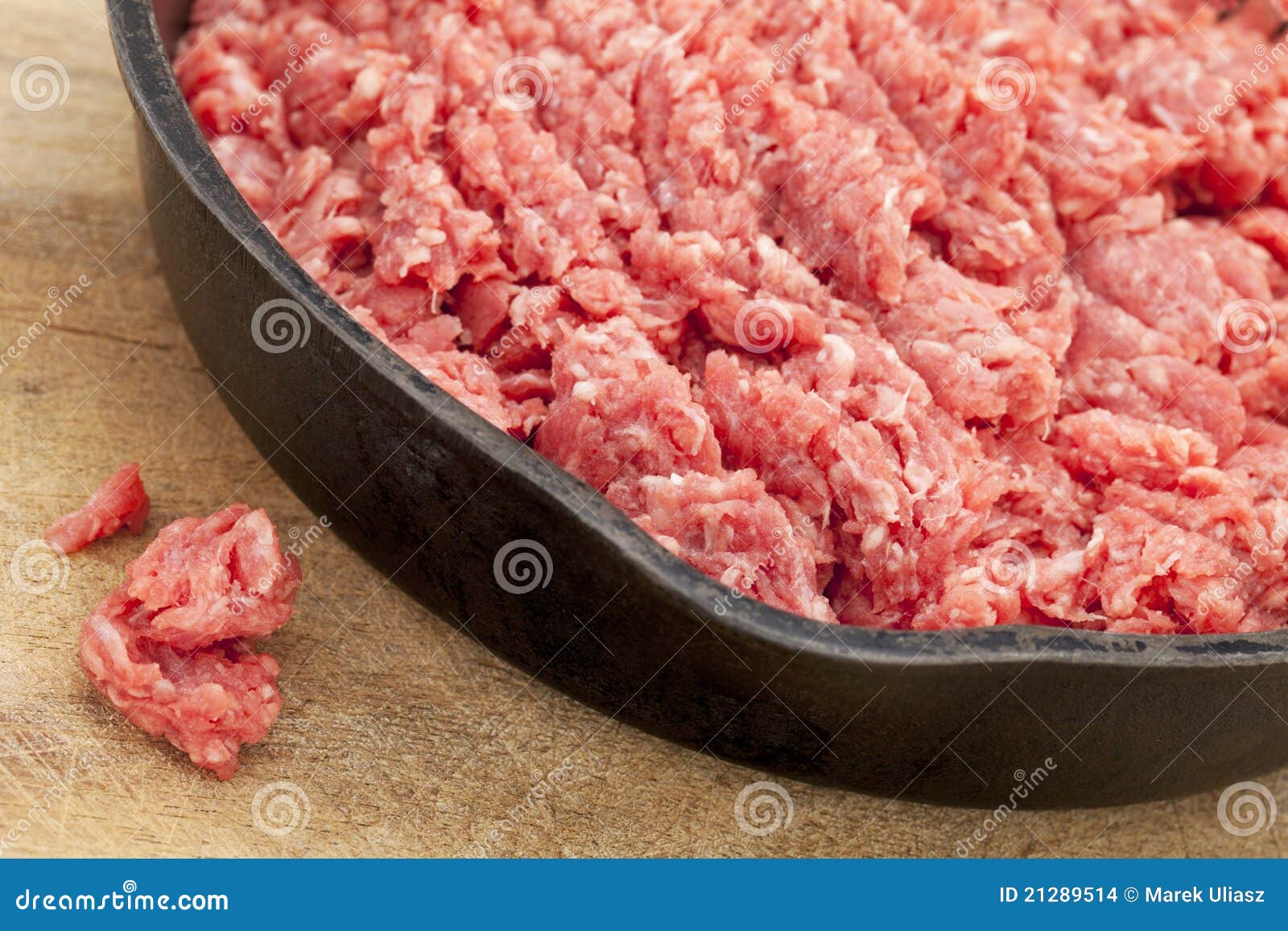 Raw Ground Bison (buffalo) Meat Stock Photo - Image of cutting, meat ...