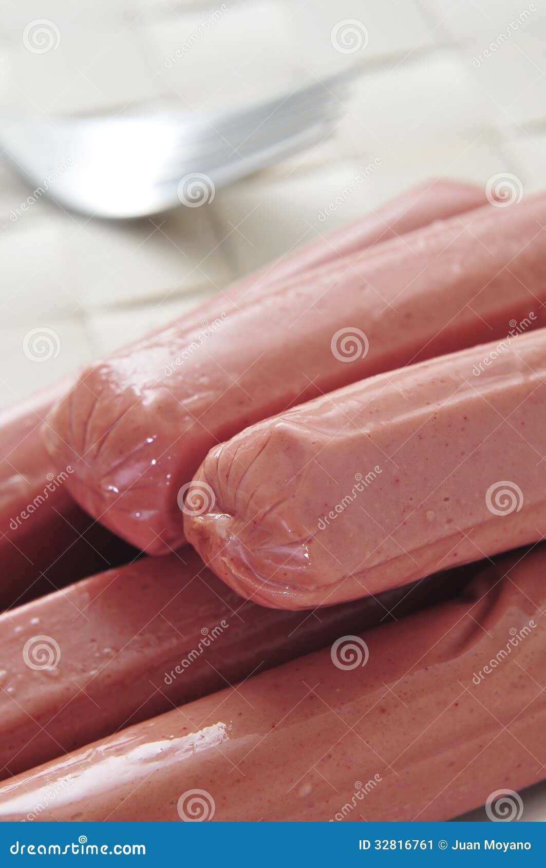 Raw hot dogs stock image. Image of nutritious, grill - 32816761