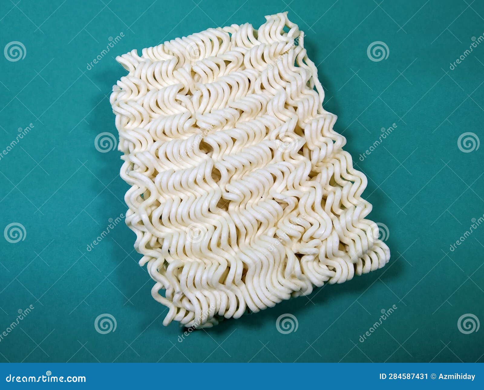 Raw Instant Noodle Pieces. Close Up Stock Image - Image of icing, cook ...