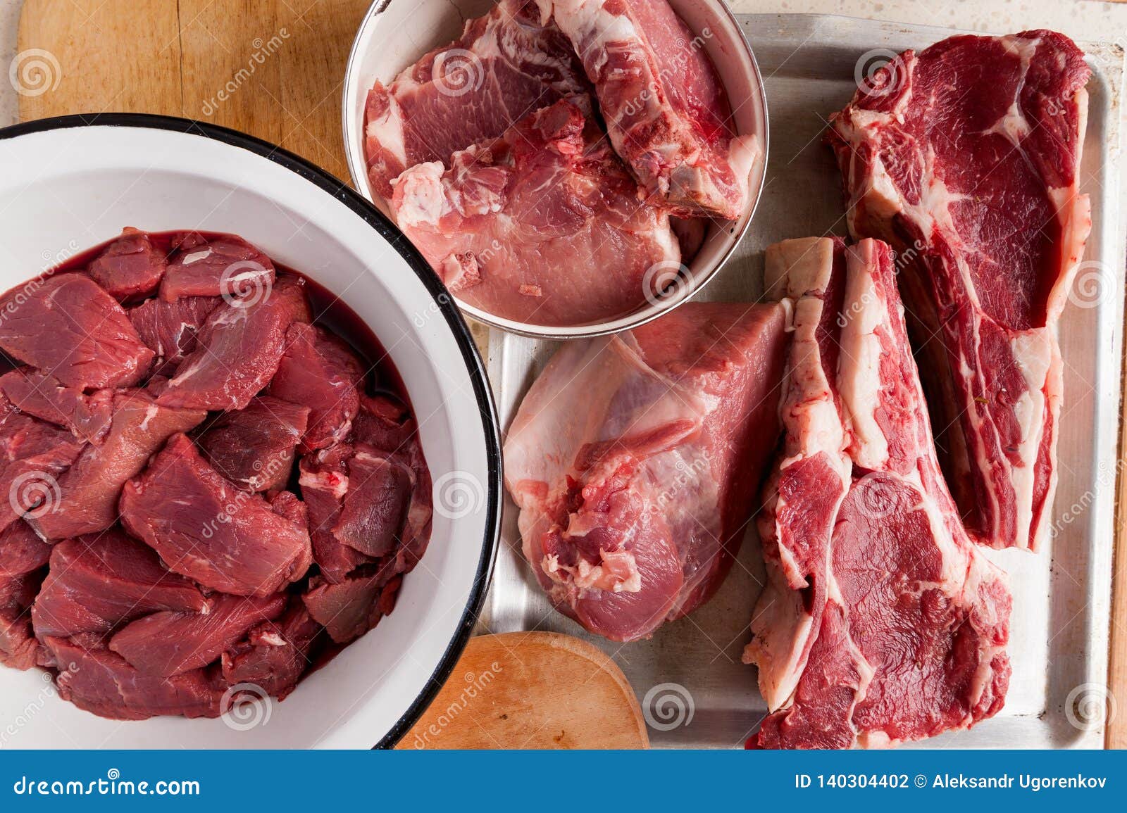 Raw meat an aluminum tray stock photo. Image of food - 140304402