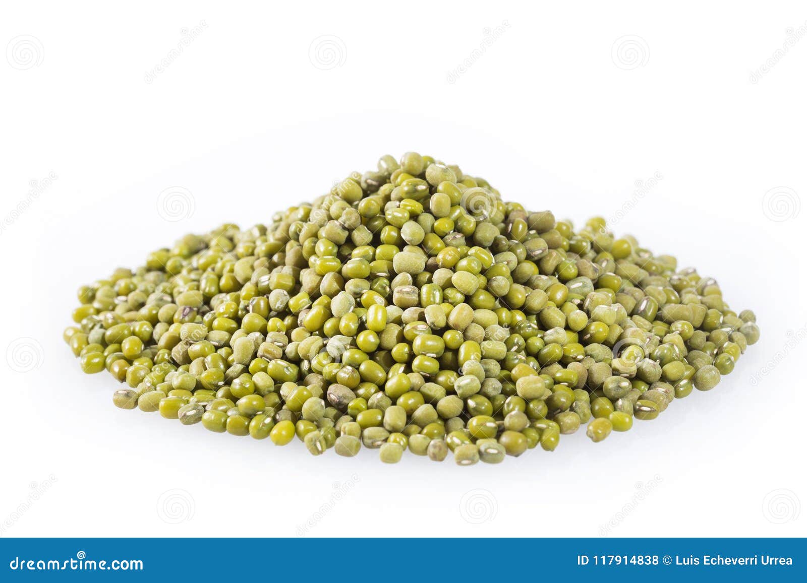 Raw Mung Beans - Vigna Radiata Stock Photo - Image of uncooked, grain ...