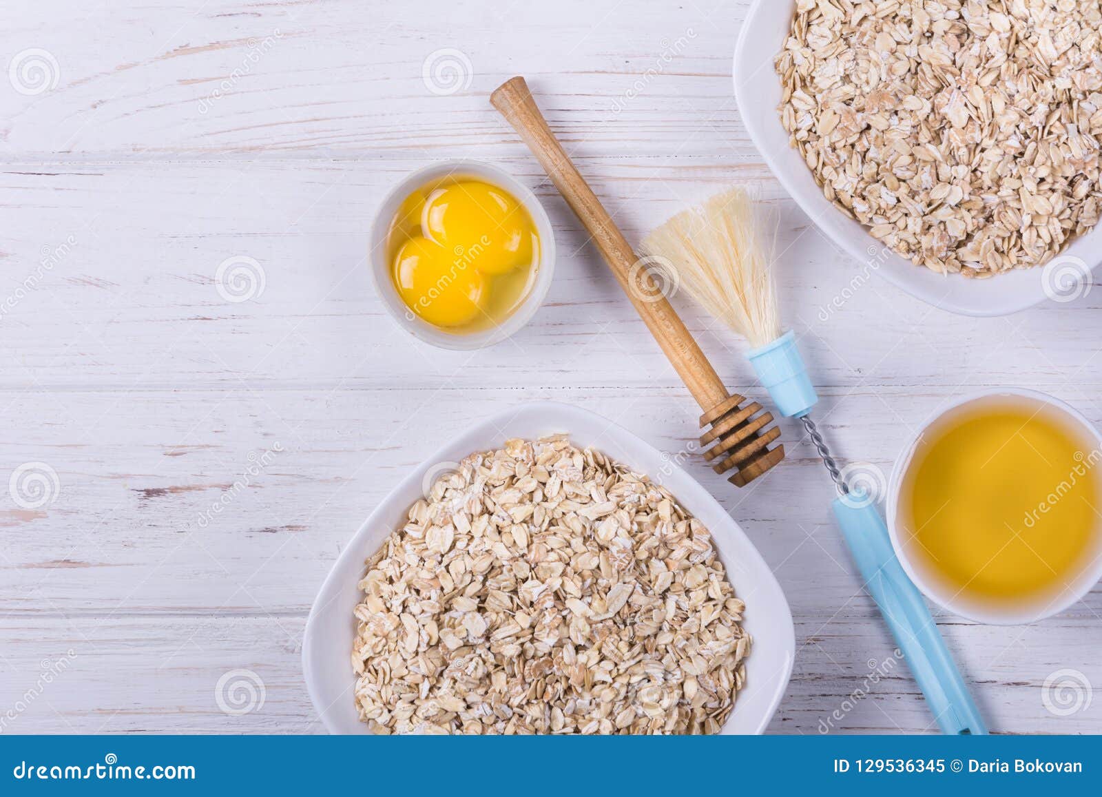 Raw Oatmeal with Ingredients Stock Image - Image of eating, grain ...