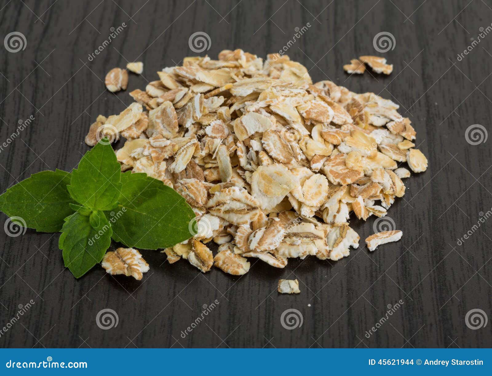 Raw oats stock photo. Image of ingredient, oats, grain - 45621944