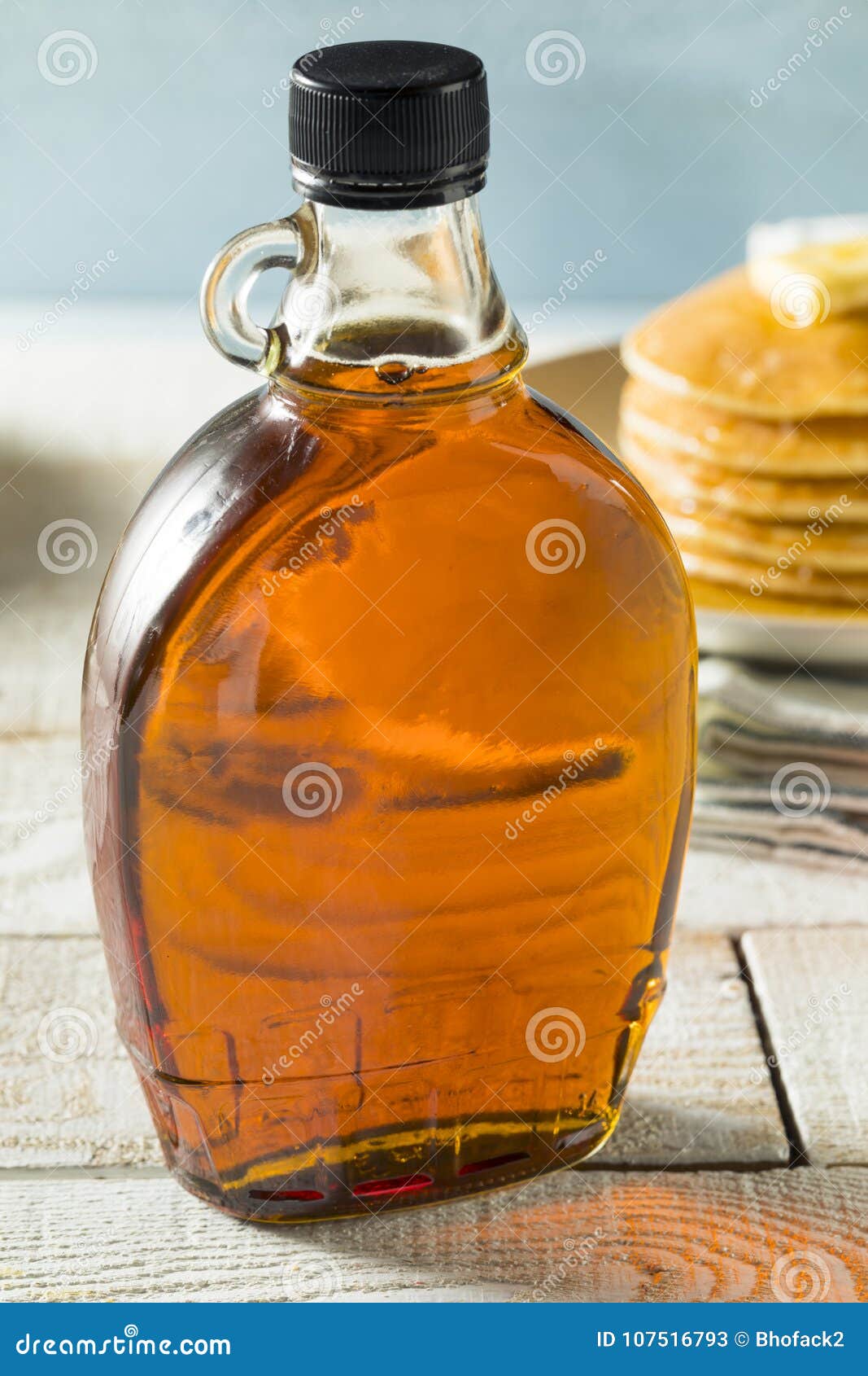 Raw Organic Amber Maple Syrup Stock Image - Image of golden, gourmet ...