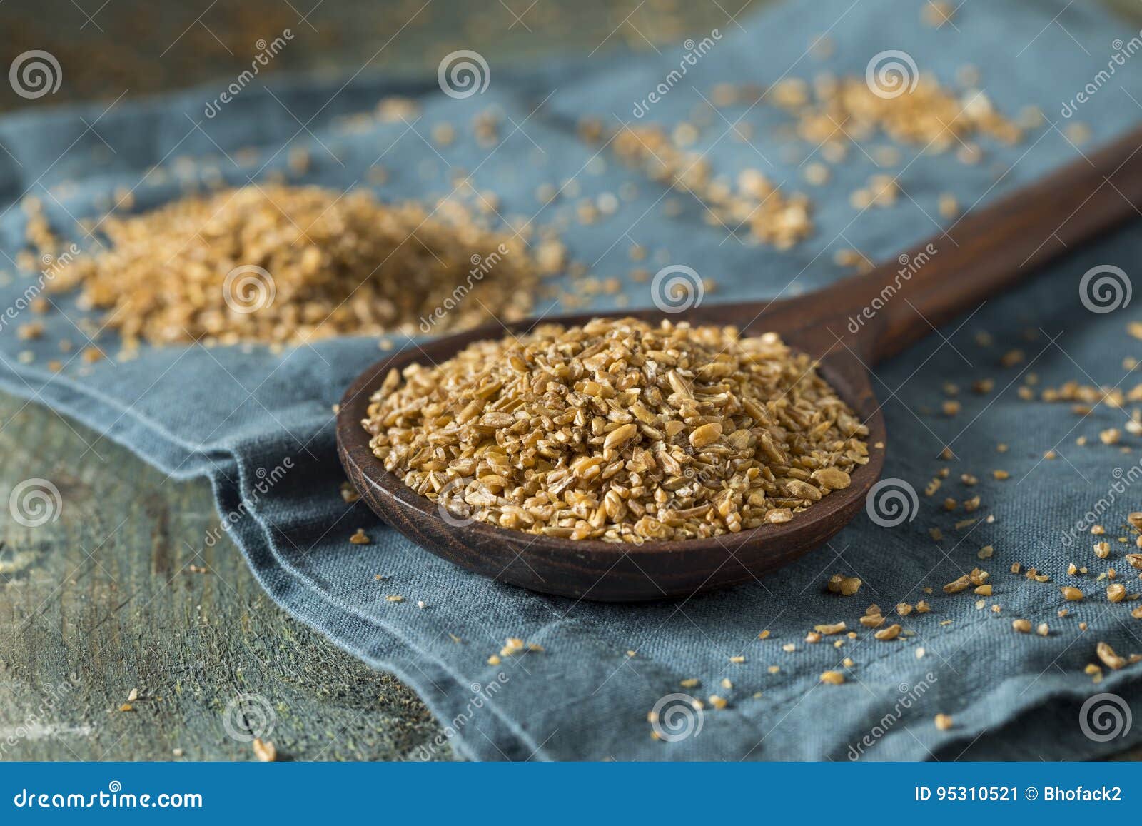 Raw Organic Brown Bulgar Wheat Stock Image - Image of dieting, bulgur ...