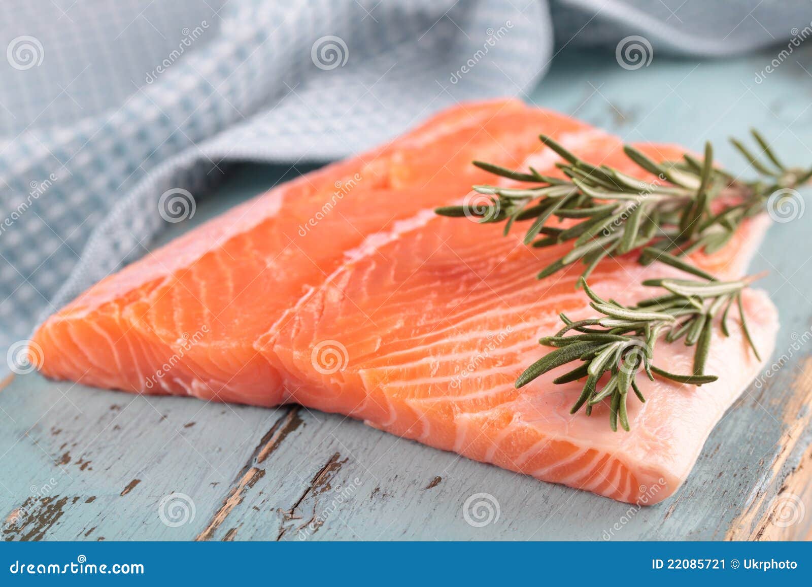Raw salmon fillet stock image. Image of towel, macro - 22085721