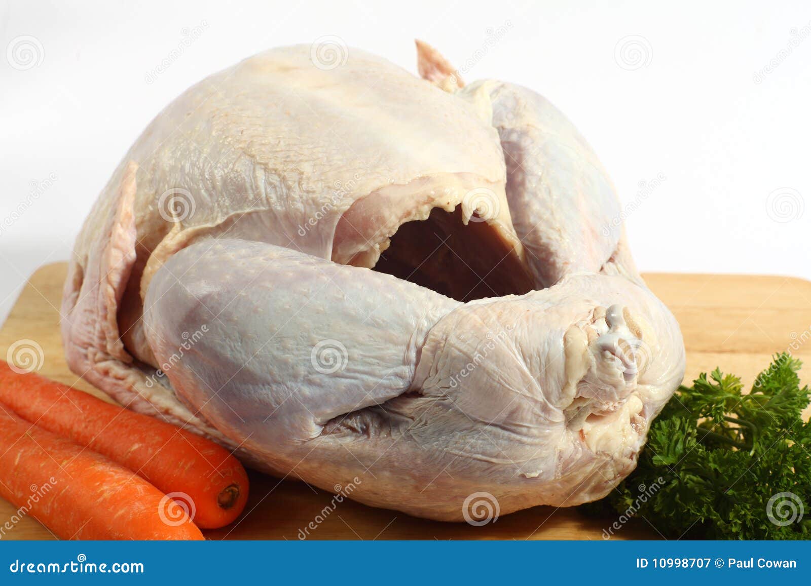 Raw turkey on a board stock image. Image of cuisine, celebration - 10998707