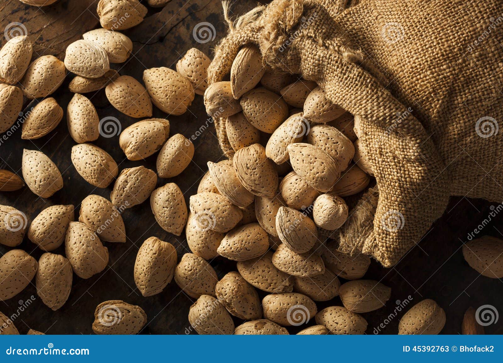 Raw Unshelled Organic Almonds Stock Image - Image of organic, nature ...