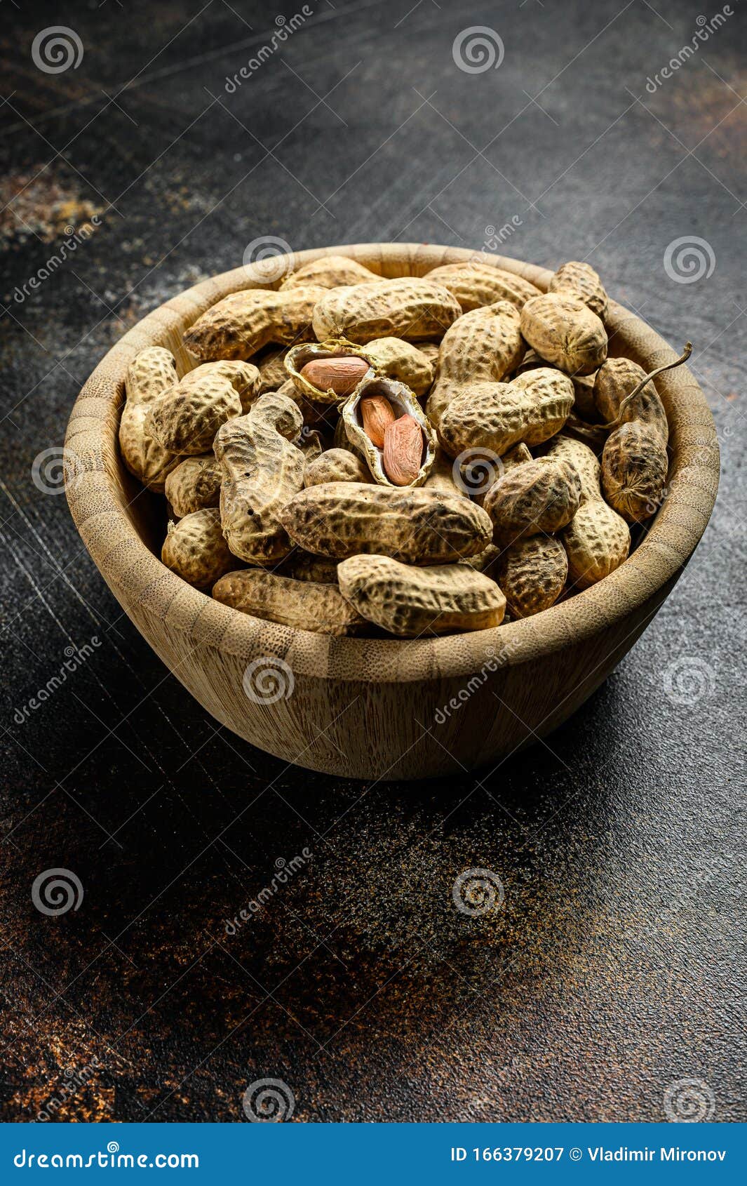 Raw Unshelled Peanuts in the Shell. Organic Groundnut. Black Background ...