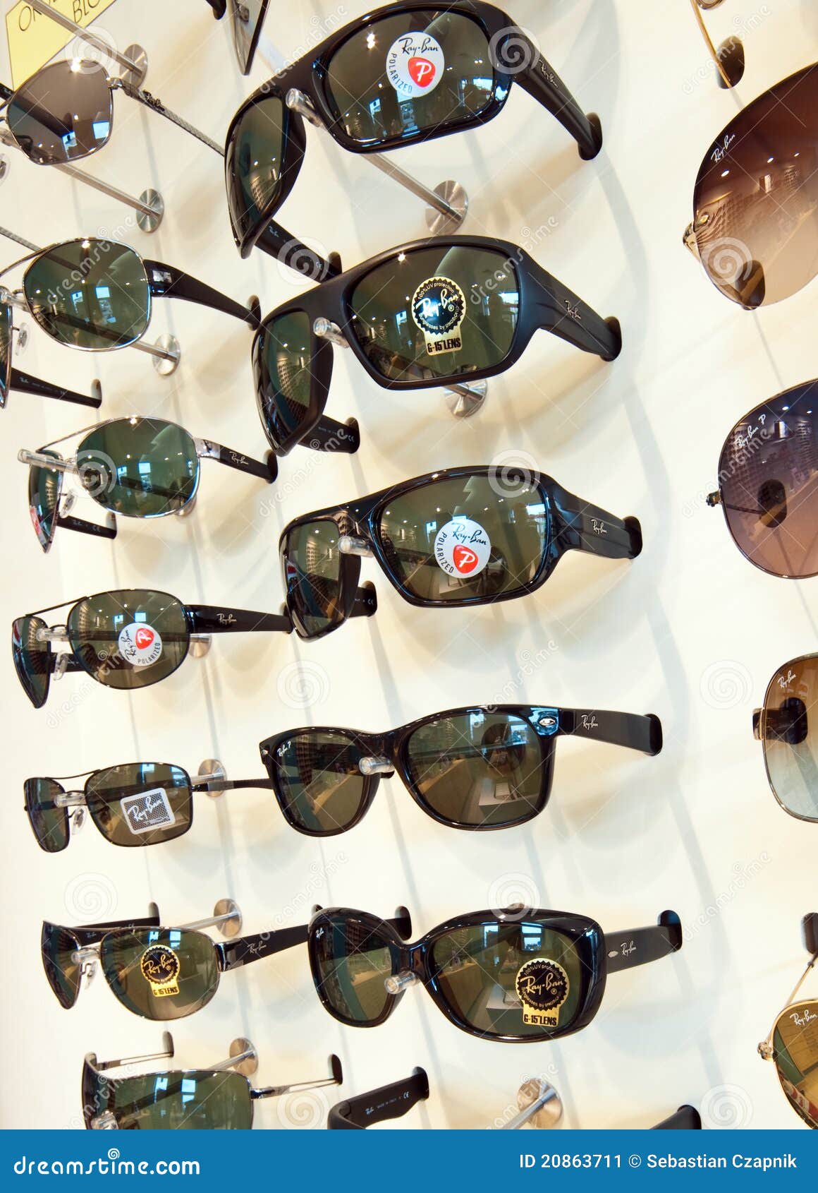 Sunglasses Ray-Ban Editorial Image | CartoonDealer.com #58003904