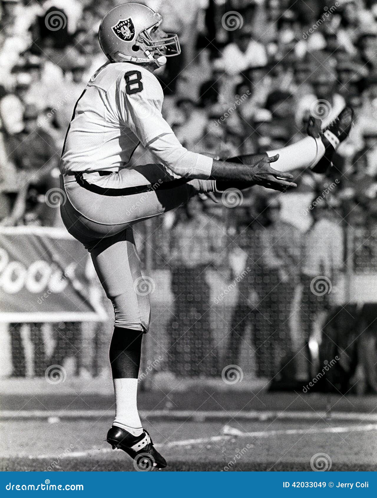 Ray Guy Oakland Raiders image stock éditorial. Image du ligue - 42033049