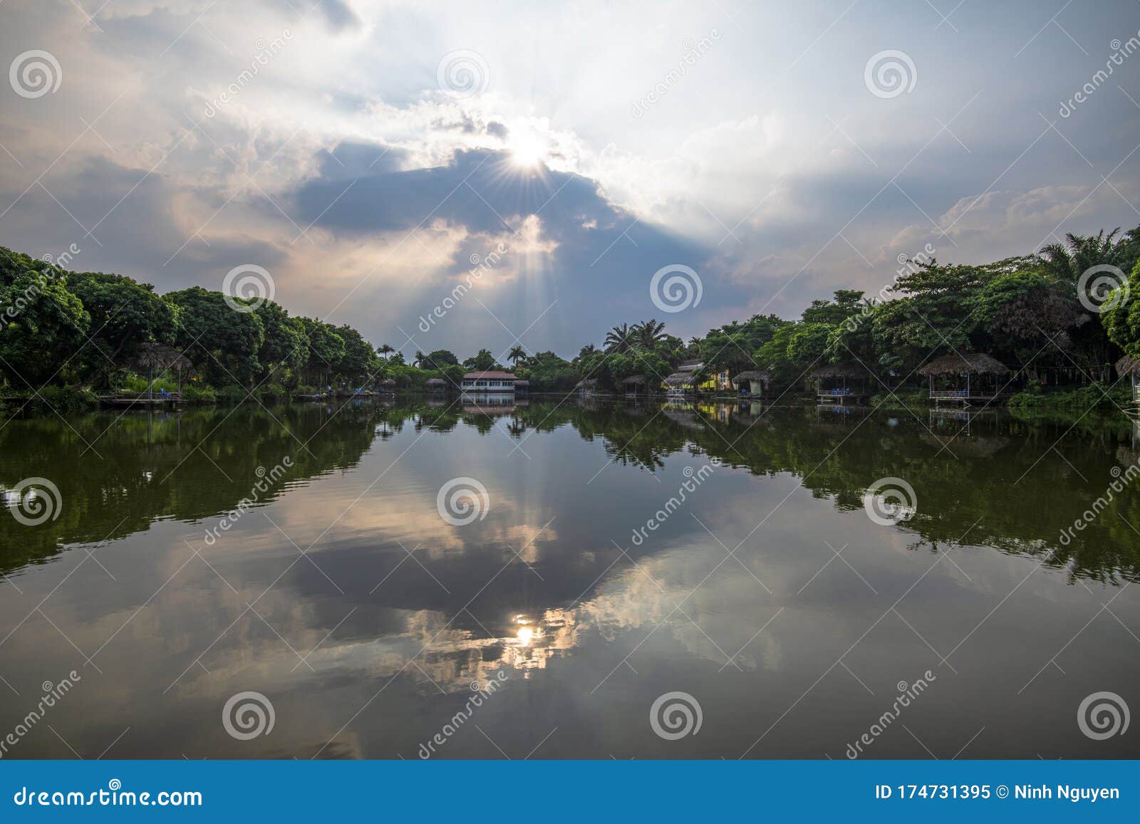 Ray and Reflection of the Sun on the Lake Stock Image - Image of ...